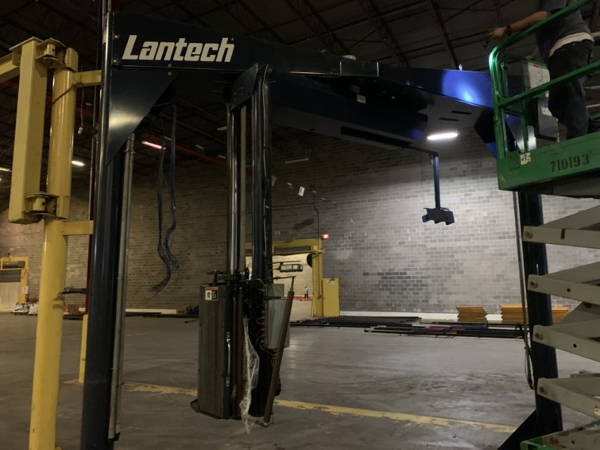 Lantech Pallet Wrapper S2501, 60 load/hr, 25 RPM, 4000 lb cap ...