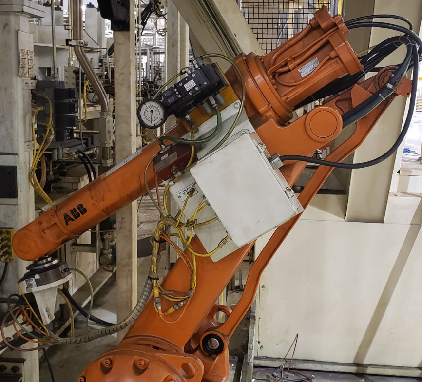 ABB IRB2400-M98A Robot Manipulator Arm w/ Controller and Teach P ...