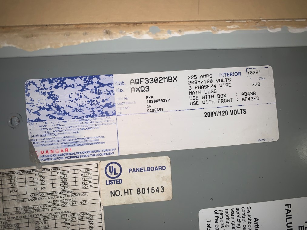 GE AQF3302MBX Main Breaker Panel 225A, 208Y/120V, 3ph, 150A Main ...