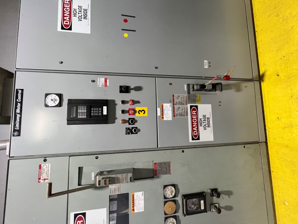 700 HP GE Limitamp CR194 Vacuum Motor Control Center, 400A, 4160 ...