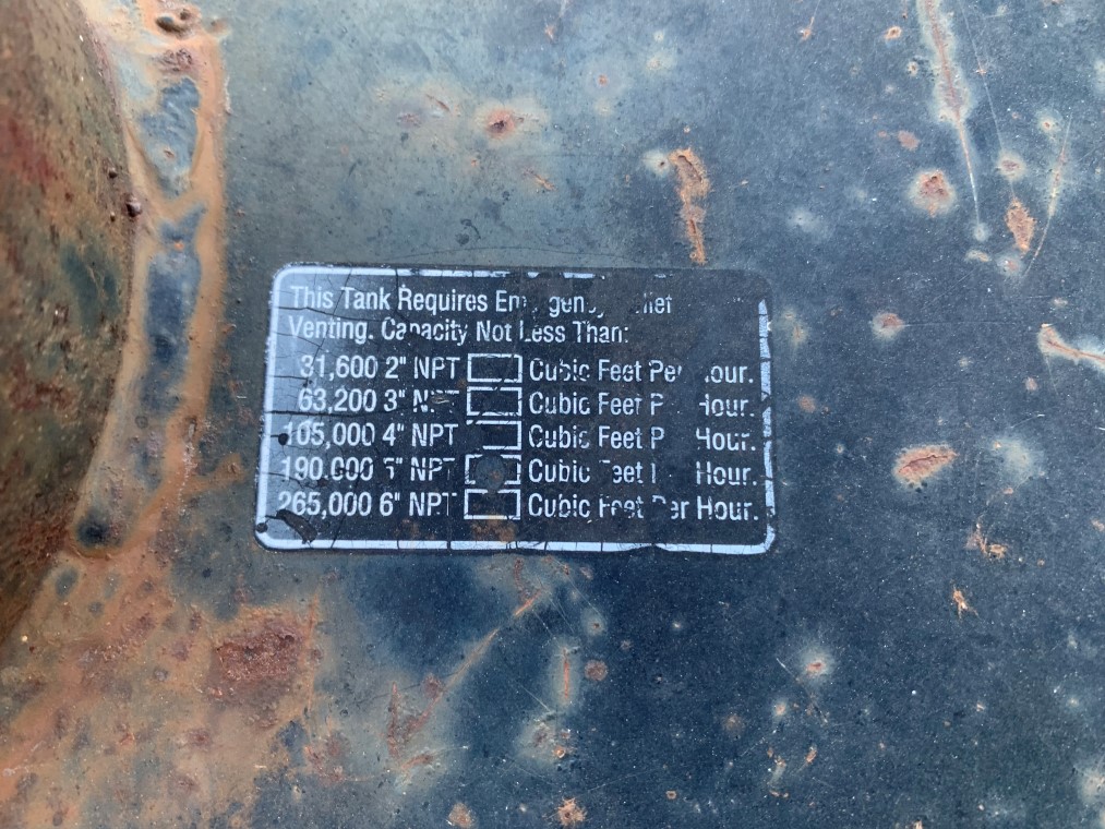 Tramont Sub-Base Fuel Tank Approx1,800 Gallon 14x6x3, Transamerican ...