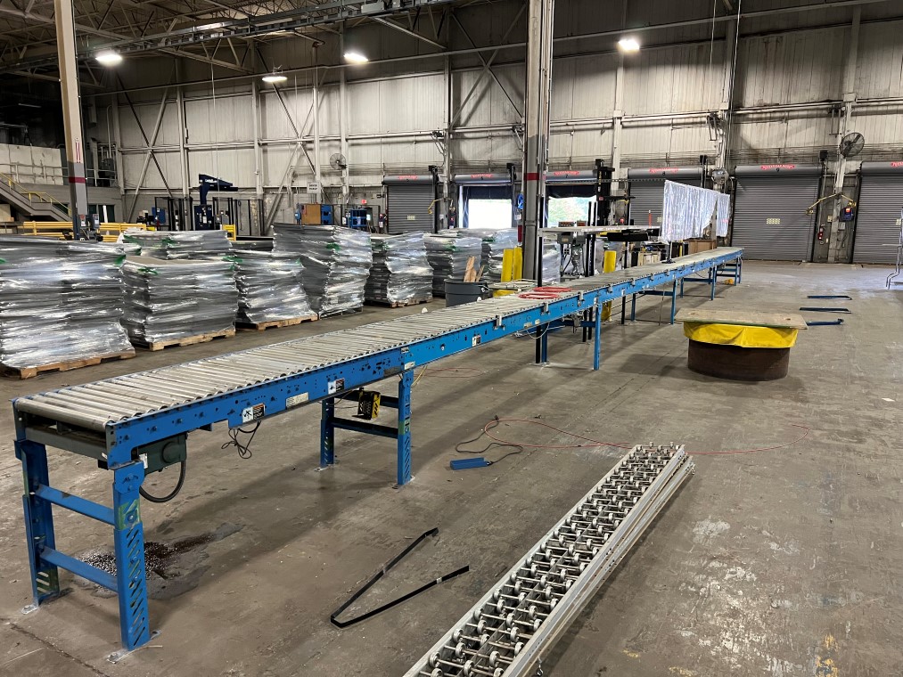 Accuglide 22 in. x 50 ft. Live Roller Conveyor, Transamerican Equipment ...