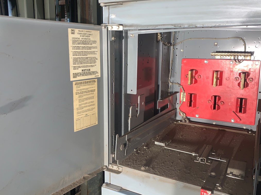 Square D Power-Zone III Switchgear 3200A, 480/277V, 3 Ph, 65kA ...