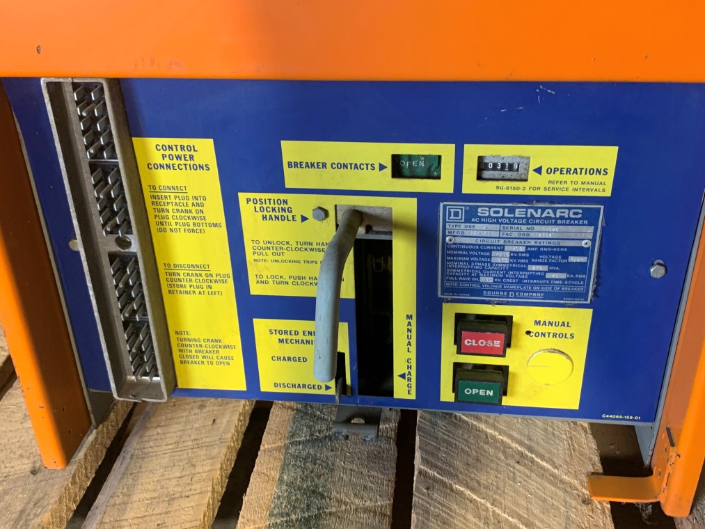 Square D DSE-23-B 1200 Amp, 4160 Volt Solenarc Circuit Break ...