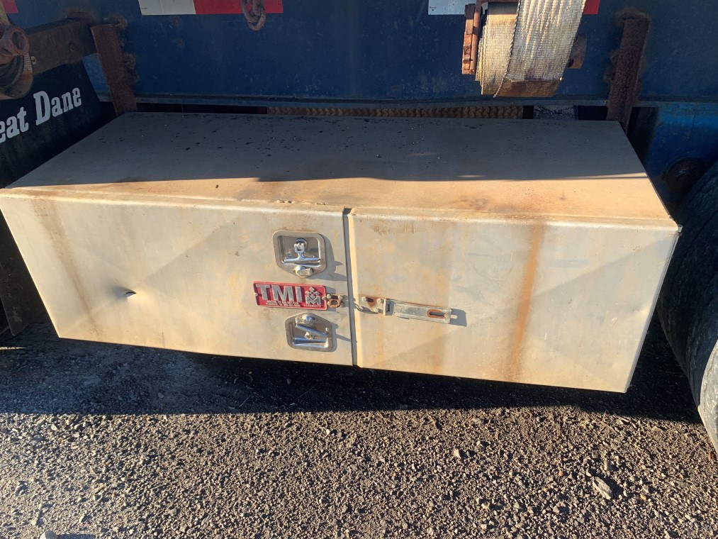 1998 Utility FS2 48' Flatbed Dual-Axle Trailer, Transamerican Equipment ...