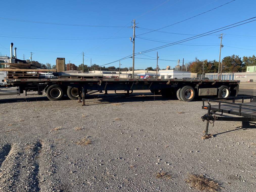 1998 Utility FS2 48' Flatbed Dual-Axle Trailer, Transamerican Equipment ...